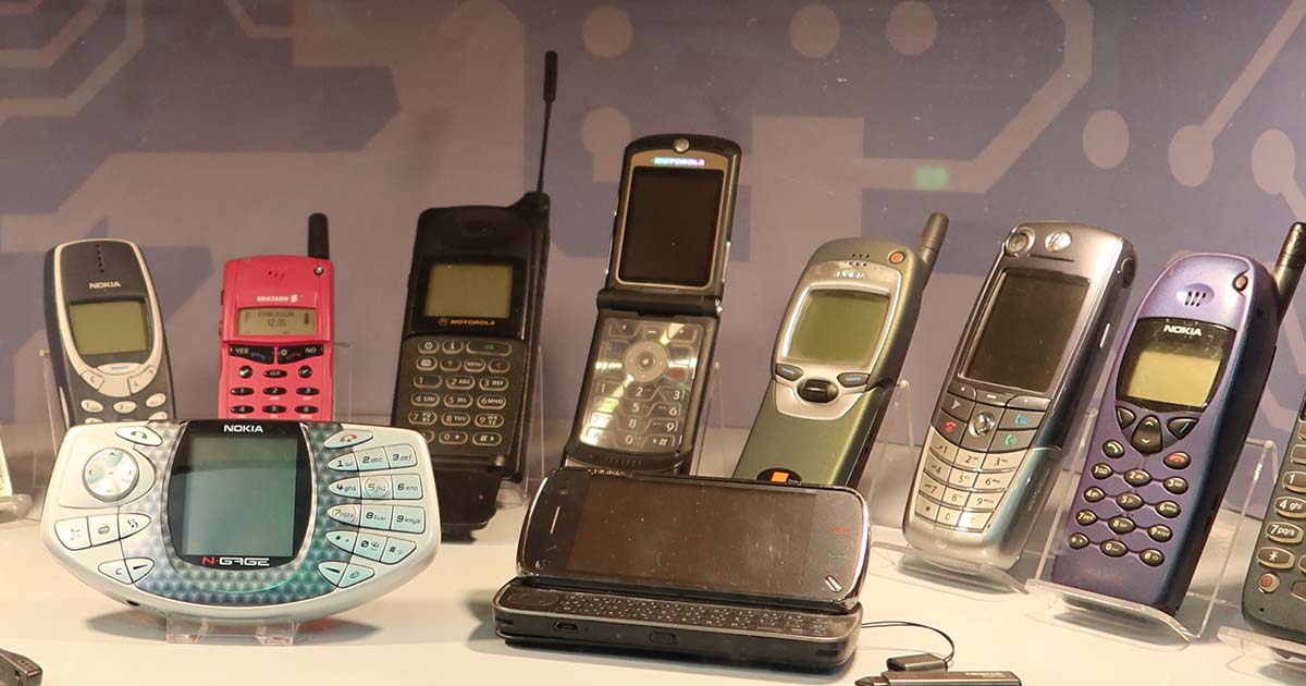 Máte takéto staré telefóny? Zberatelia sú schopní zaplatiť až 5000 EUR ...